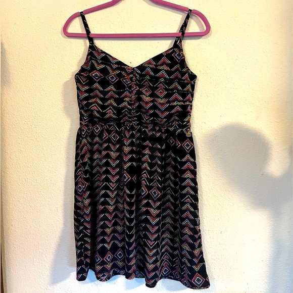 Roxy | Dresses | Pleated Flattering Lightweight Roxy Dress | Poshmark